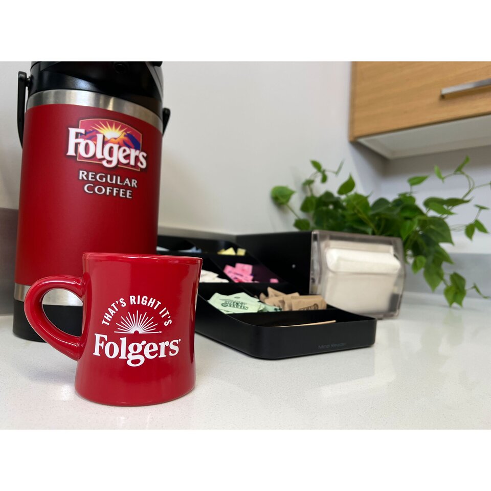 Folgers 33.7 Ounce Classic Roast